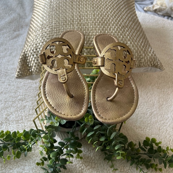 Tory Burch | Shoes | Tory Burch Gold Thong Sandals Sz 6 | Poshmark